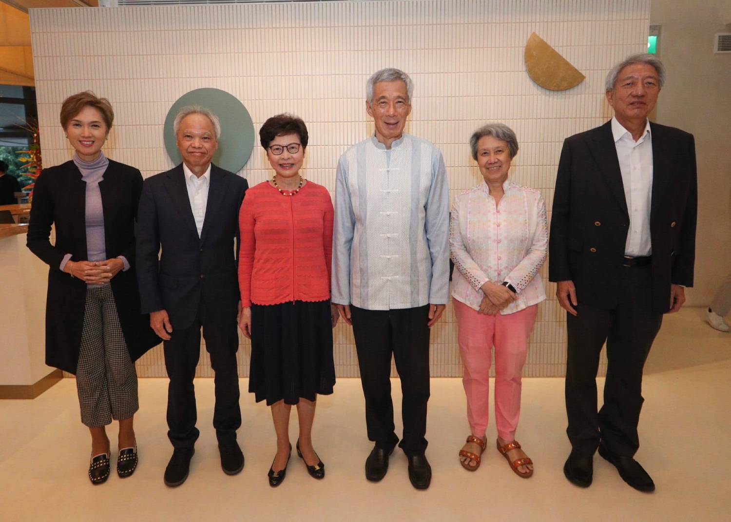 【唱好香港故事】前特首(《林鄭月娥》到訪新加坡 期望加強合作 - 吹水台 - 香港高登討論區