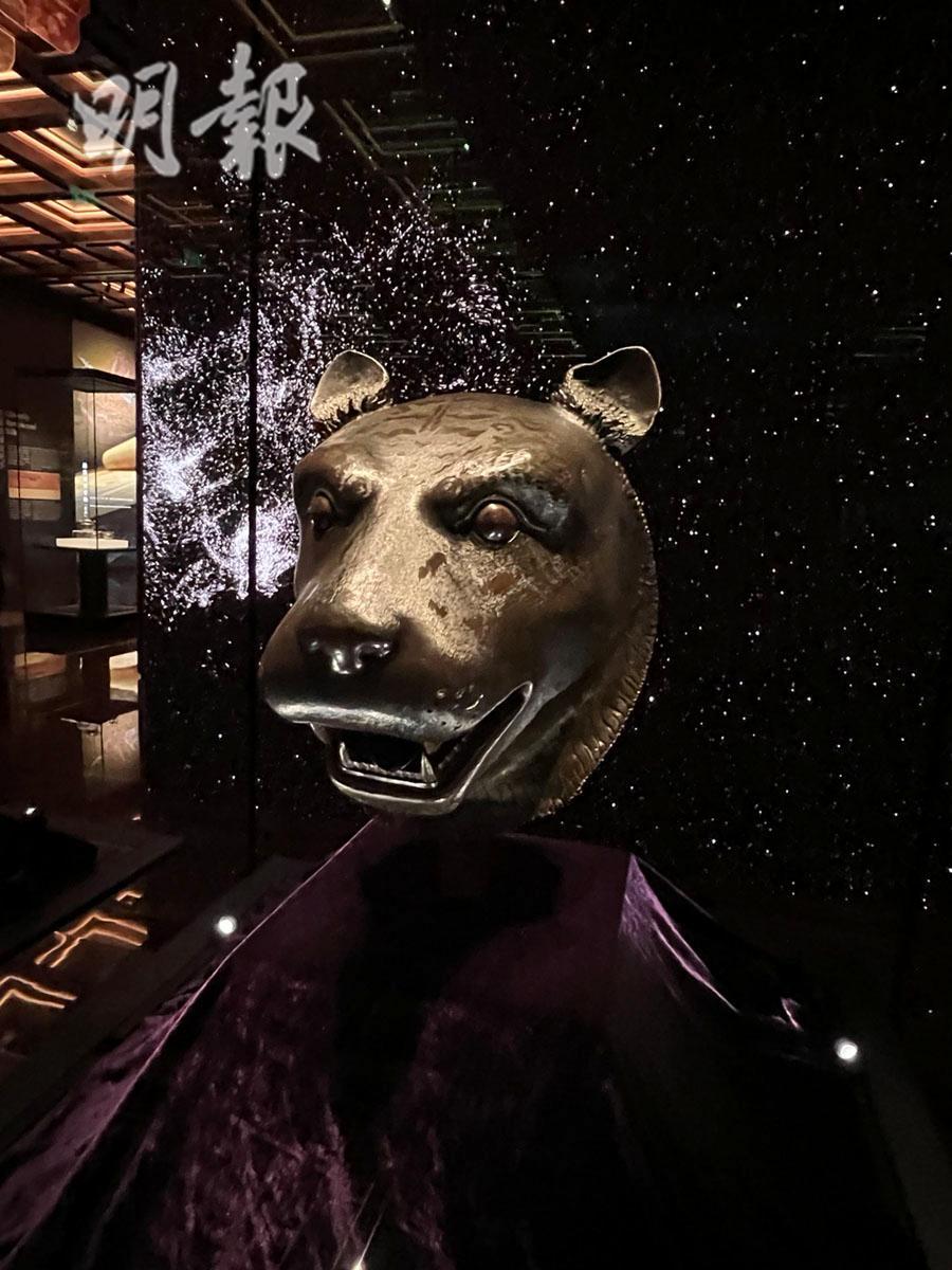 澳門保利美高梅博物館開幕展覽 短片看圓明園四獸首、OLED互動屏幕「觸碰」文物 (12:46) - 20241117 - 熱點 - 即時新聞 - 明報新聞網