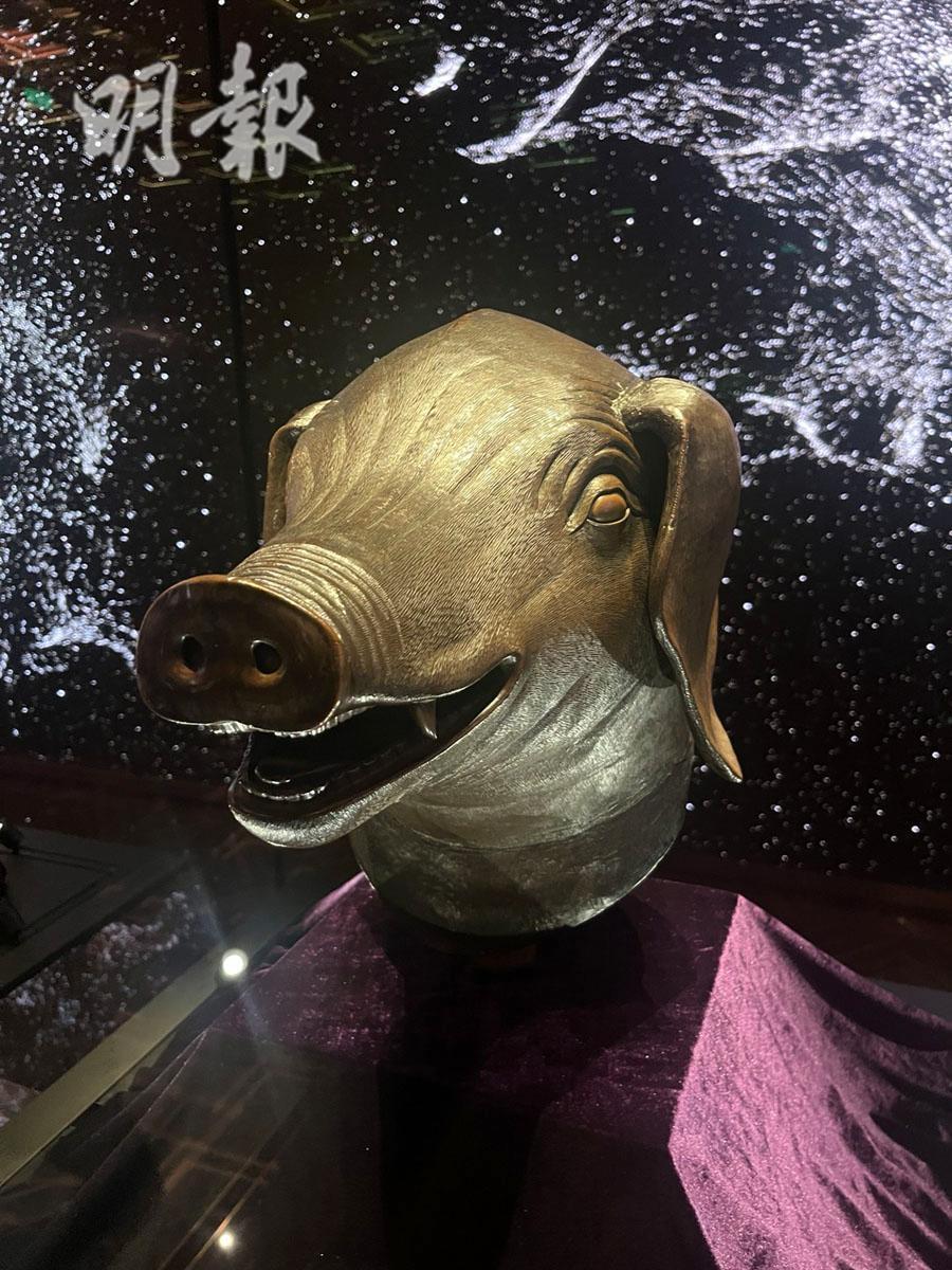 澳門保利美高梅博物館開幕展覽 短片看圓明園四獸首、OLED互動屏幕「觸碰」文物 (12:46) - 20241117 - 熱點 - 即時新聞 - 明報新聞網