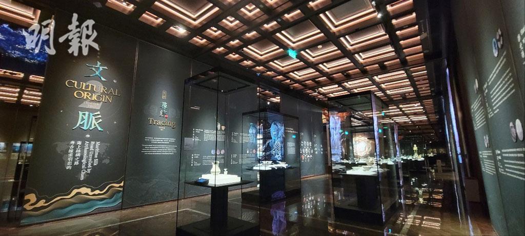 澳門保利美高梅博物館開幕展覽 短片看圓明園四獸首、OLED互動屏幕「觸碰」文物 (12:46) - 20241117 - 熱點 - 即時新聞 - 明報新聞網