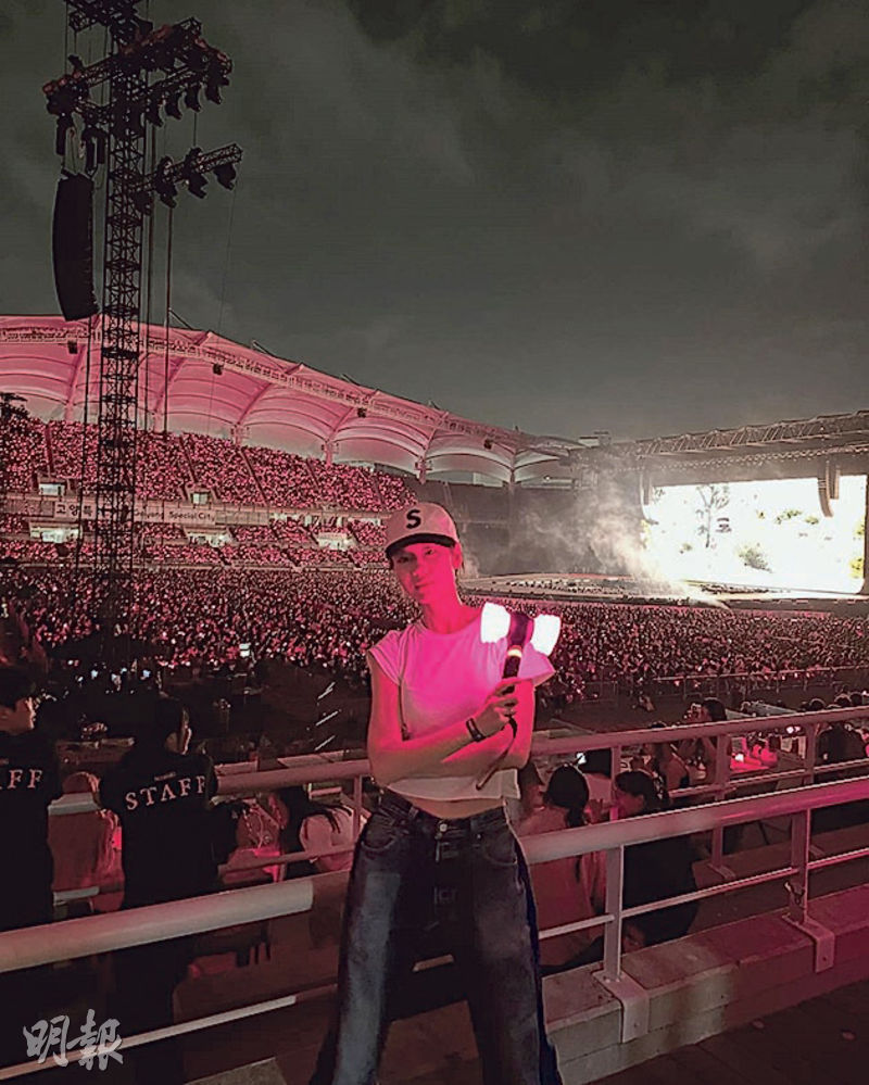 Blackpink世巡揭幕 李敏鎬撐Jisoo 場館中央豎巨型屏幕 歌迷投訴視線受阻 - 20250707 - SHOWBIZ - 明報 Our Lifestyle